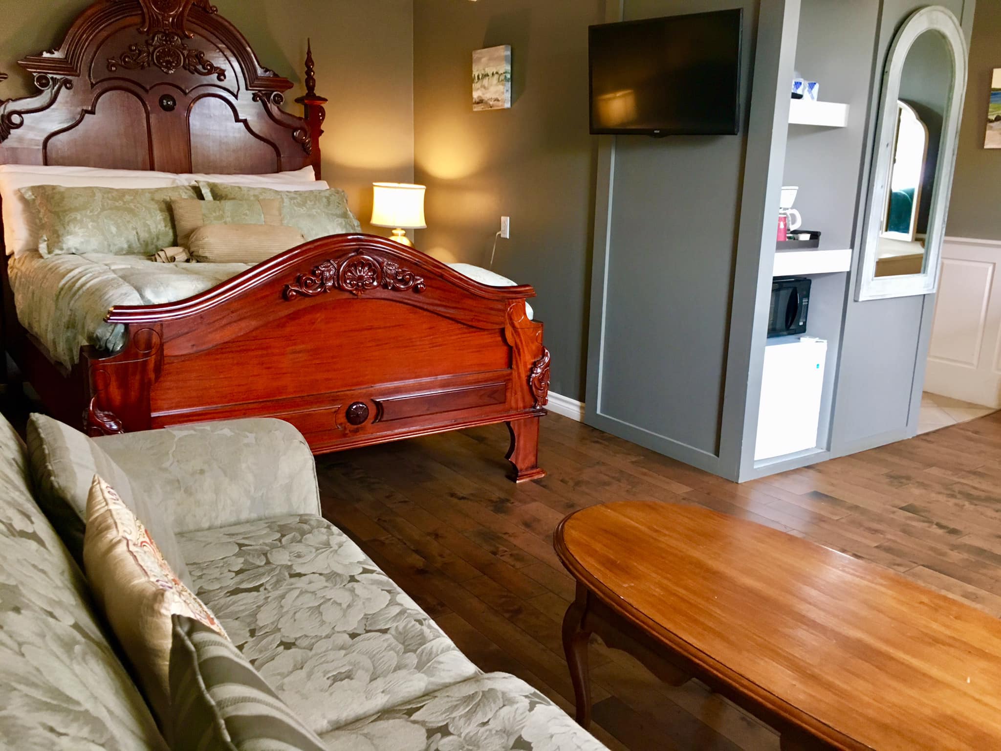 Accommodations | Lane's Privateer Inn